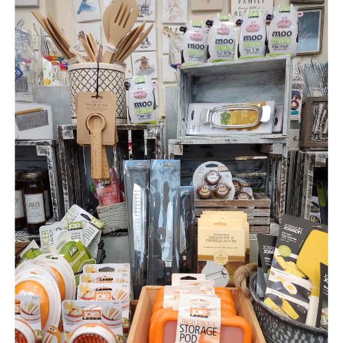 Kitchen Collection – Razberry Threads